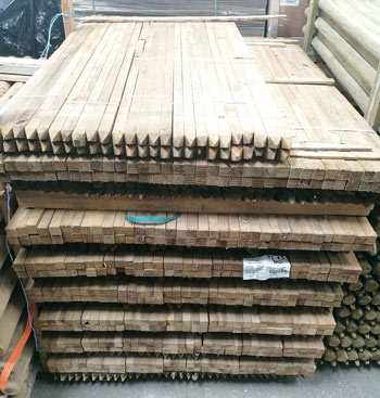 Square & Pointed Wooden HC4 Pressure Treated Tree Stakes/Posts - £21.99 ...